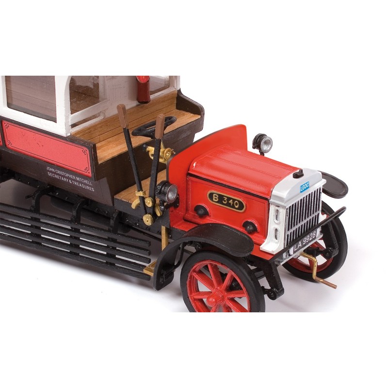 Bus Type-B AEC 1/24 kit construction bois métal OcCre - 57000