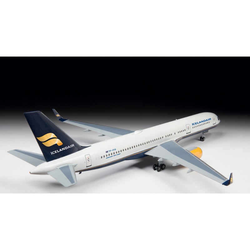 Boeing 757-200 1/144 Zvezda - Z7032