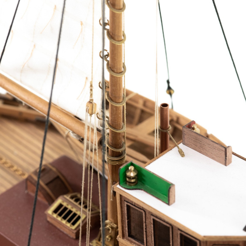 Scottish fishing boat Fifie 1/32 wooden boat Amati - 1300/09