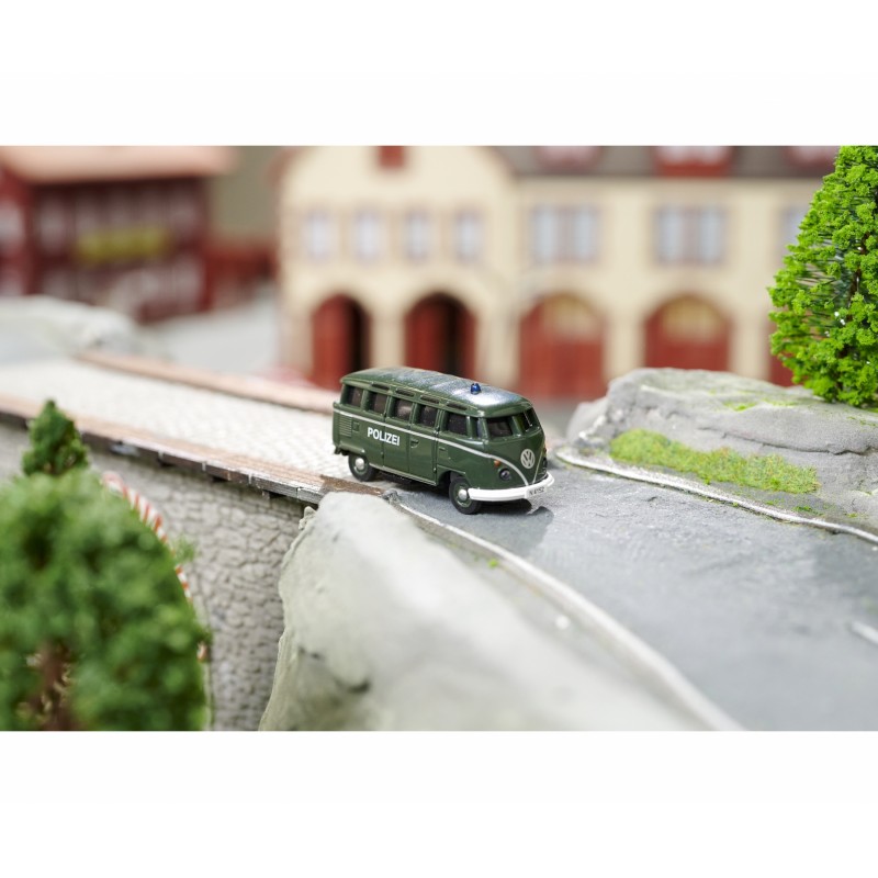 copy of Bus Volkswagen T1 Flower Power 2.4GHz RTR 1/87 Carson - 500...