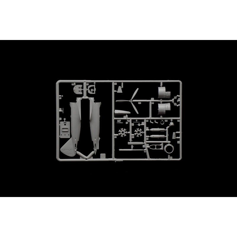 Aircraft Reggiane Re.2002 "Ariete" 1/72 Italeri - I1472